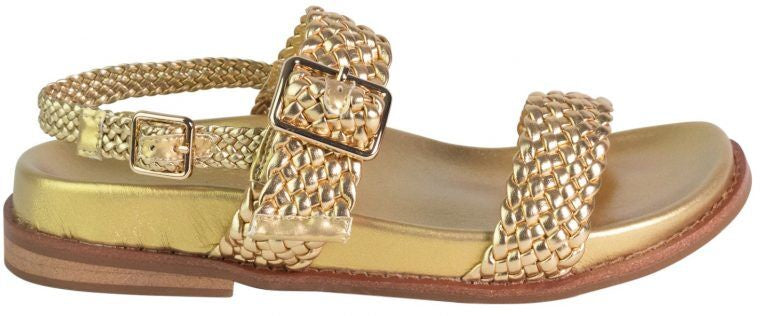 Hinako Eltham – Cooneys Clothing & Footwear